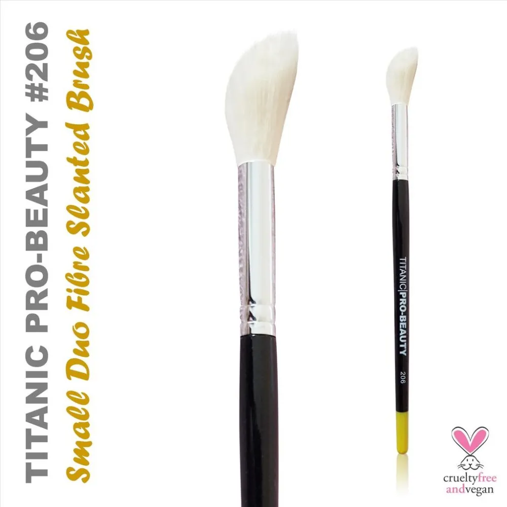 Titanic Pro-Beauty Brush 206 Small Duo Fibre Slanted Blender